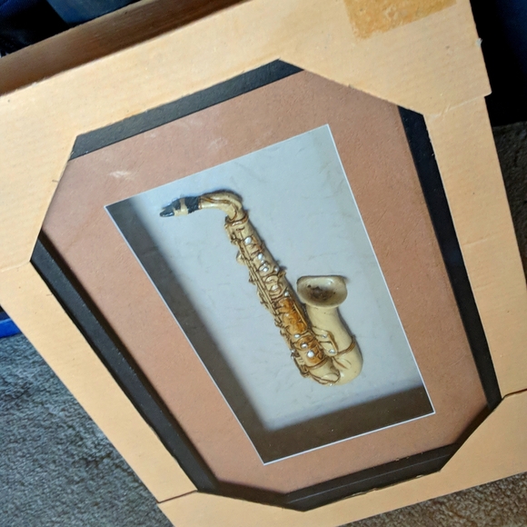 Design | Nip Saxophone Hanging13x9 | Poshmark